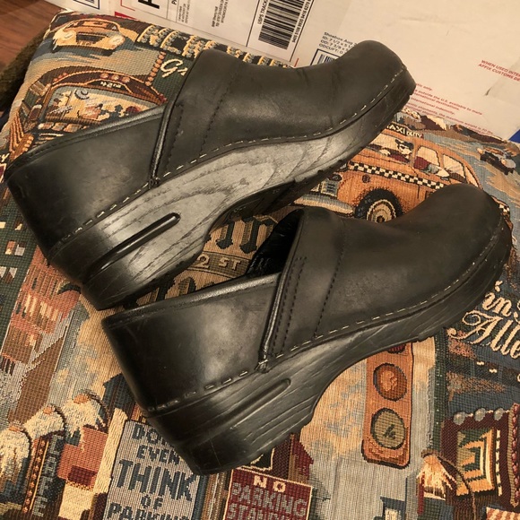 Dansko | Shoes | Dansko Comfort Clogs Black Size 38 See Pictures | Poshmark